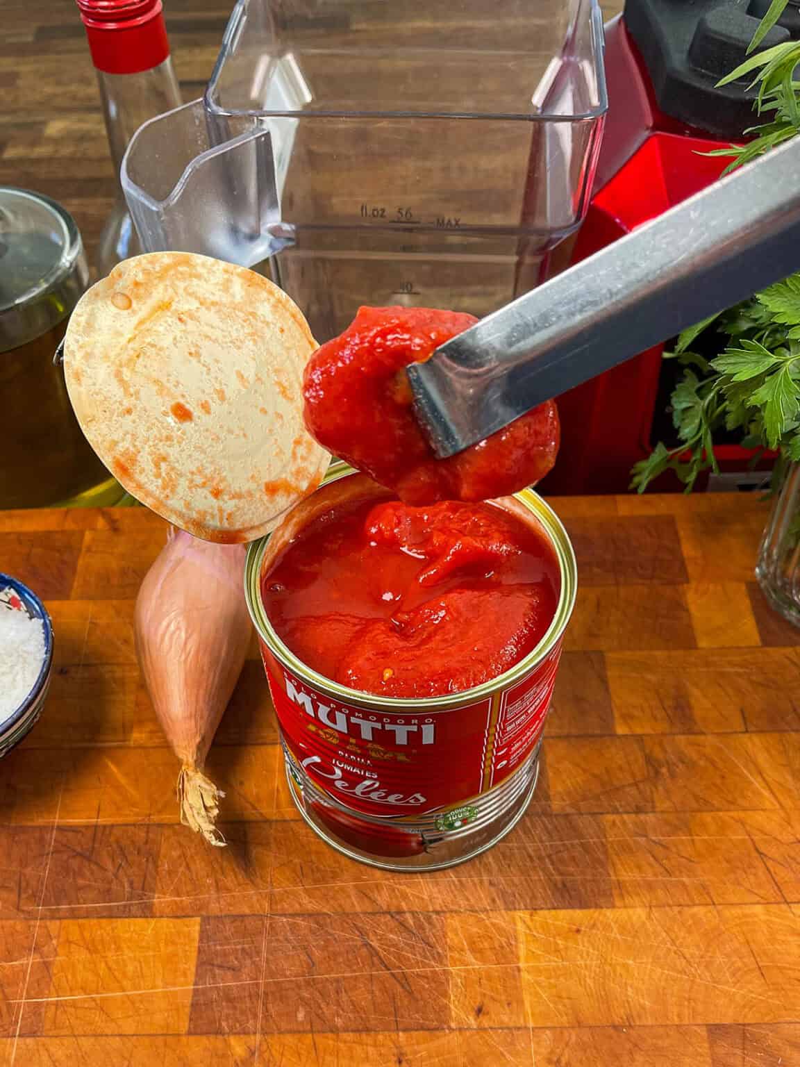 Tomato Coulis Recipe 🍅 - I'd Rather Be A Chef