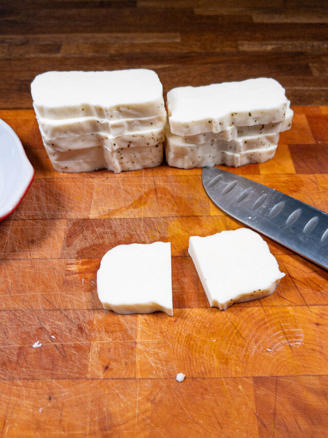How to Cook Halloumi Cheese 🧀 - I'd Rather Be A Chef