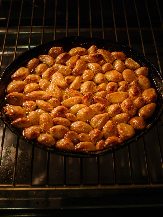 Roasted Garlic Recipe 🧄 - I'd Rather Be A Chef