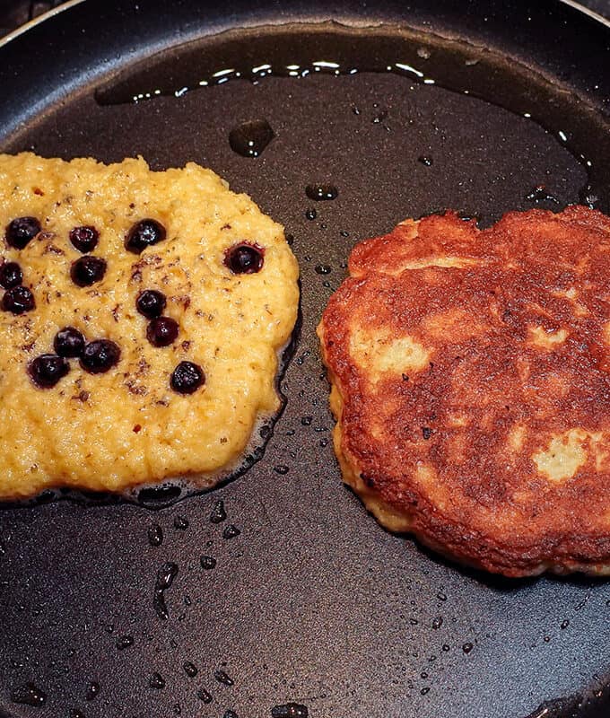 Fluffy Blueberry Pancakes Recipe 🥞 🫐 - I'd Rather Be A Chef