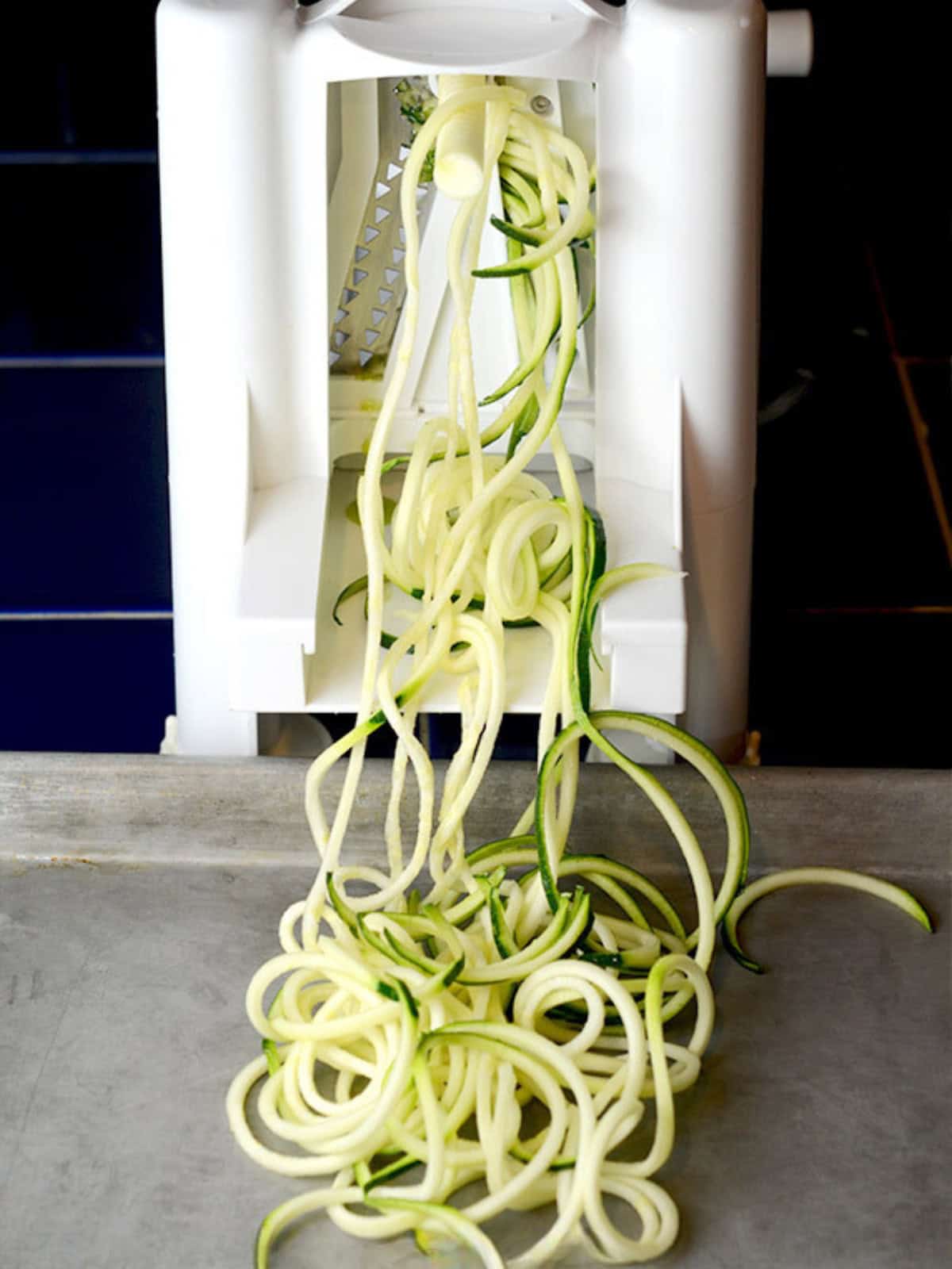 Zoodles Recipe 🍜 - I'd Rather Be A Chef