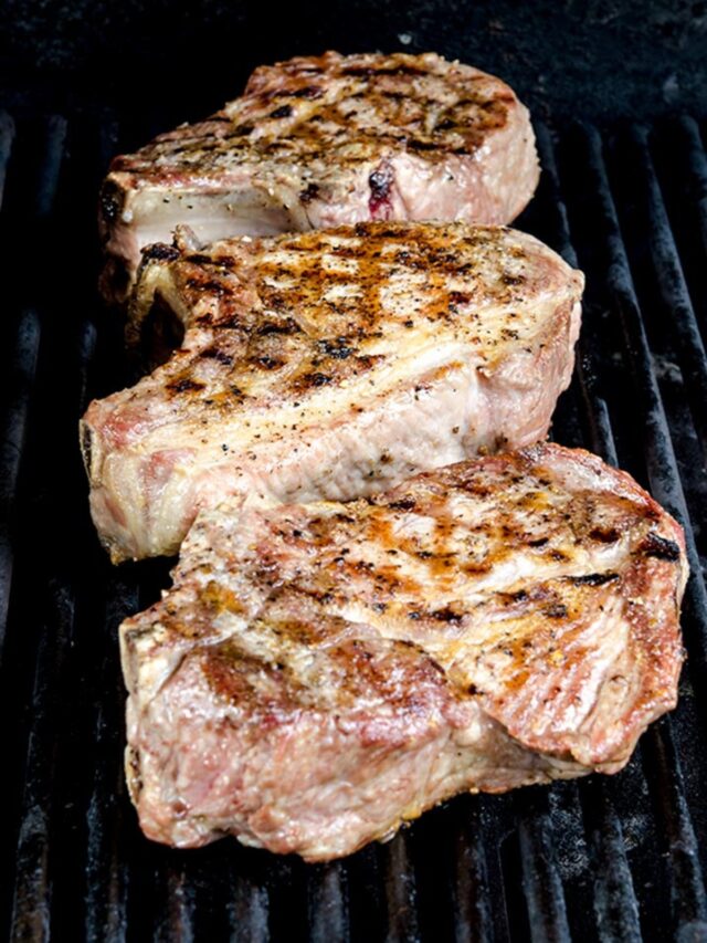 Grilling Pork Chops to Perfection 🥩 - I'd Rather Be A Chef