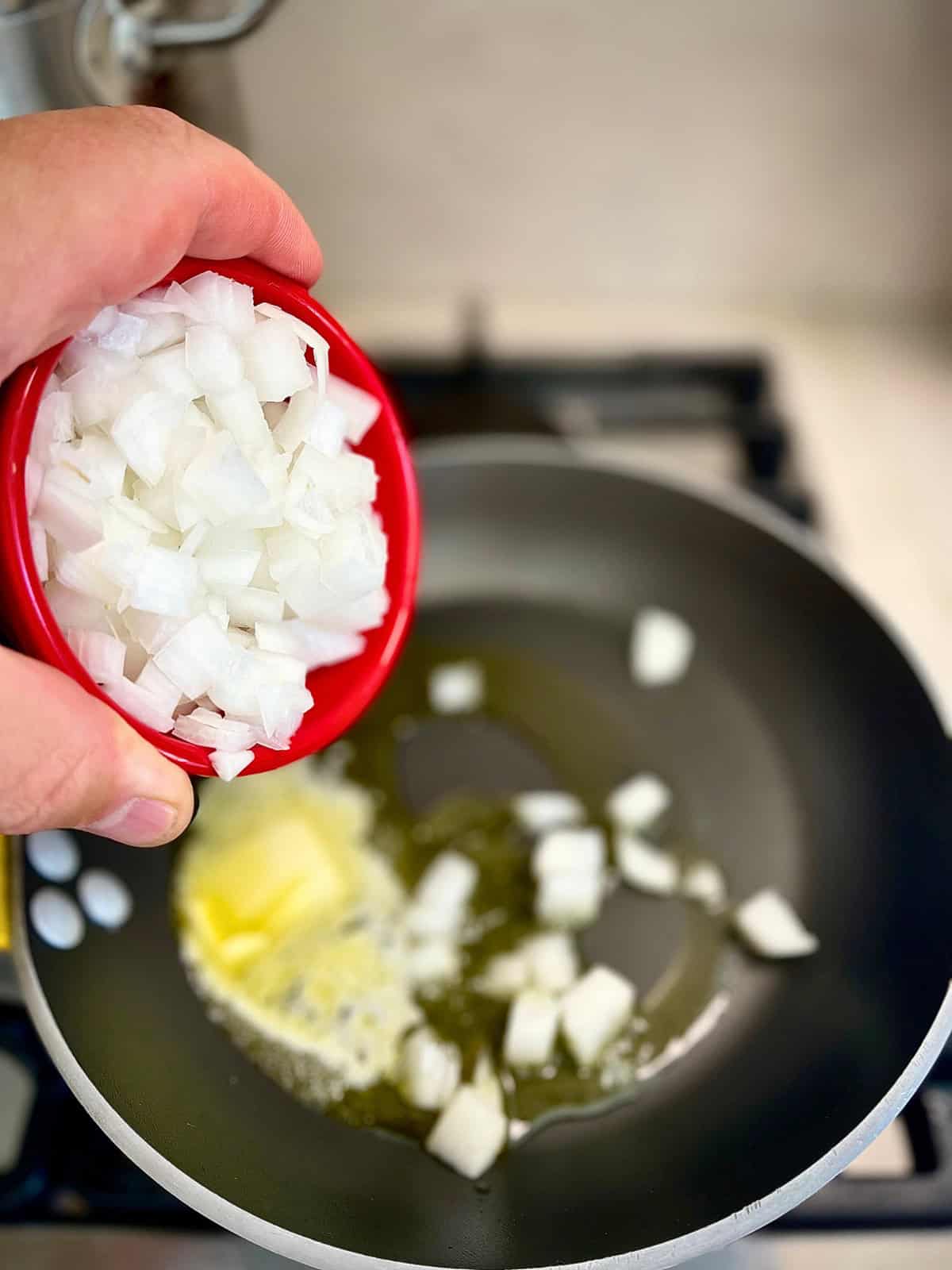 Keto Broccoli Cheese Soup 🍲 - I'd Rather Be A Chef