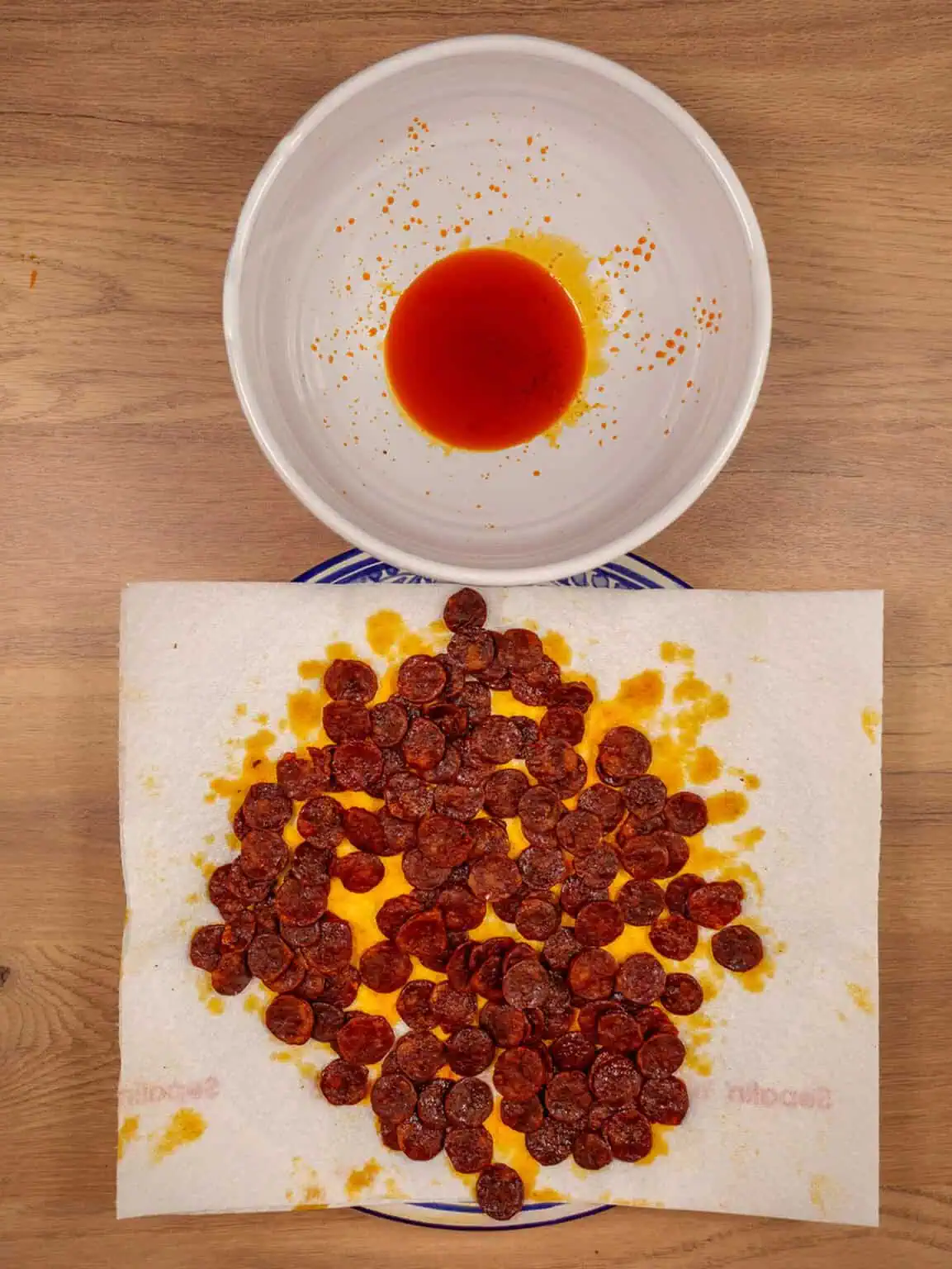 Keto Pepperoni Chips 🧀 - I'd Rather Be A Chef