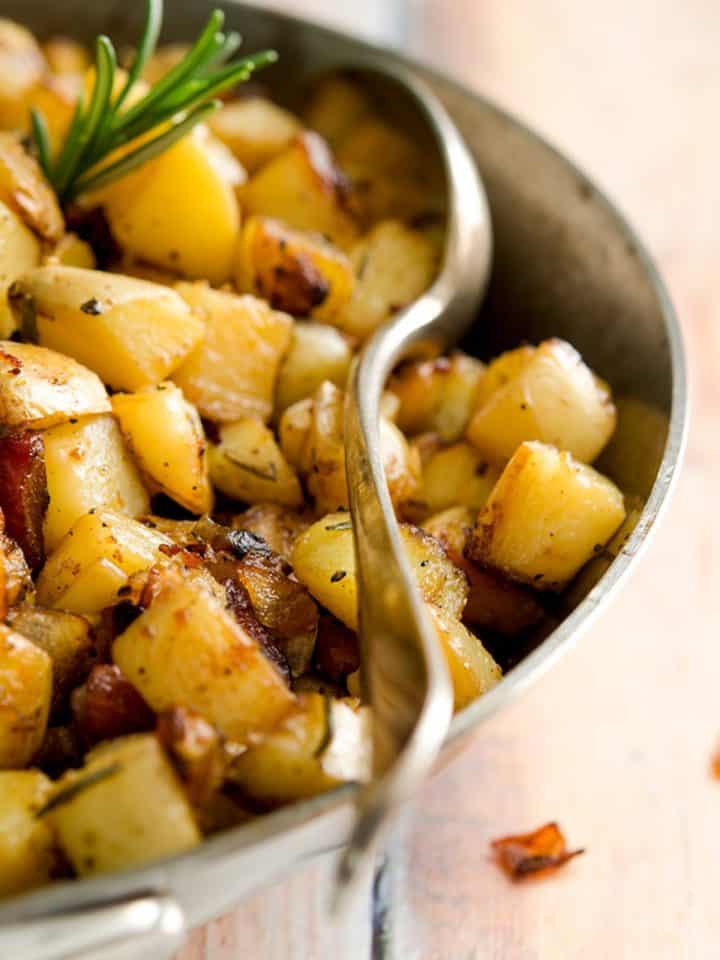 Homemade Hash Browns 🥔 - I'd Rather Be A Chef