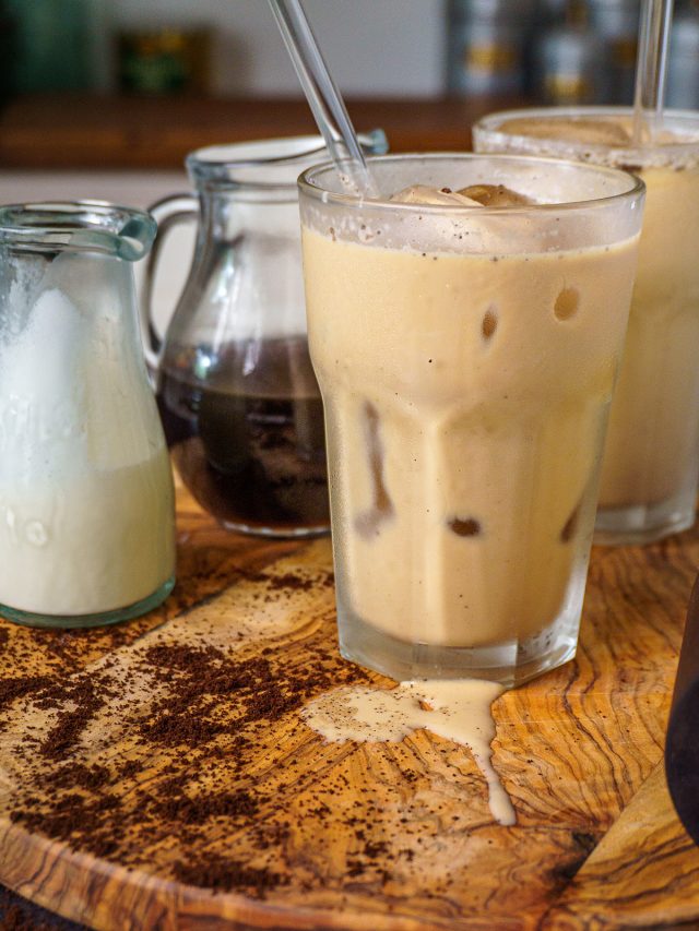 Low Carb Iced Latte Recipe 🧋 - I'd Rather Be A Chef