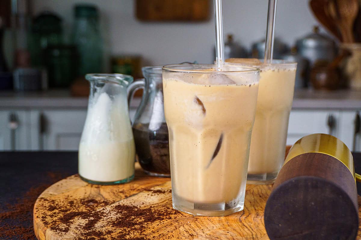 Low Carb Iced Latte Recipe 🧋 - I'd Rather Be A Chef