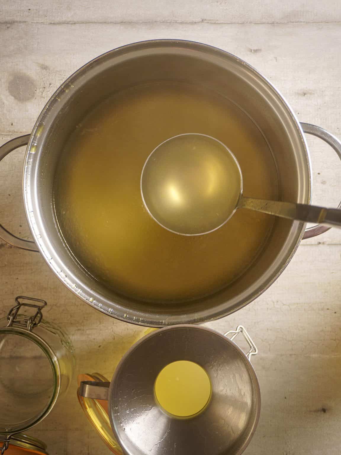 Homemade Chicken Broth Recipe 🍗 - I'd Rather Be A Chef