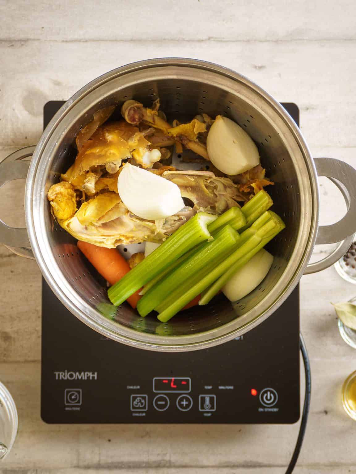 Homemade Chicken Broth Recipe 🍗 - I'd Rather Be A Chef