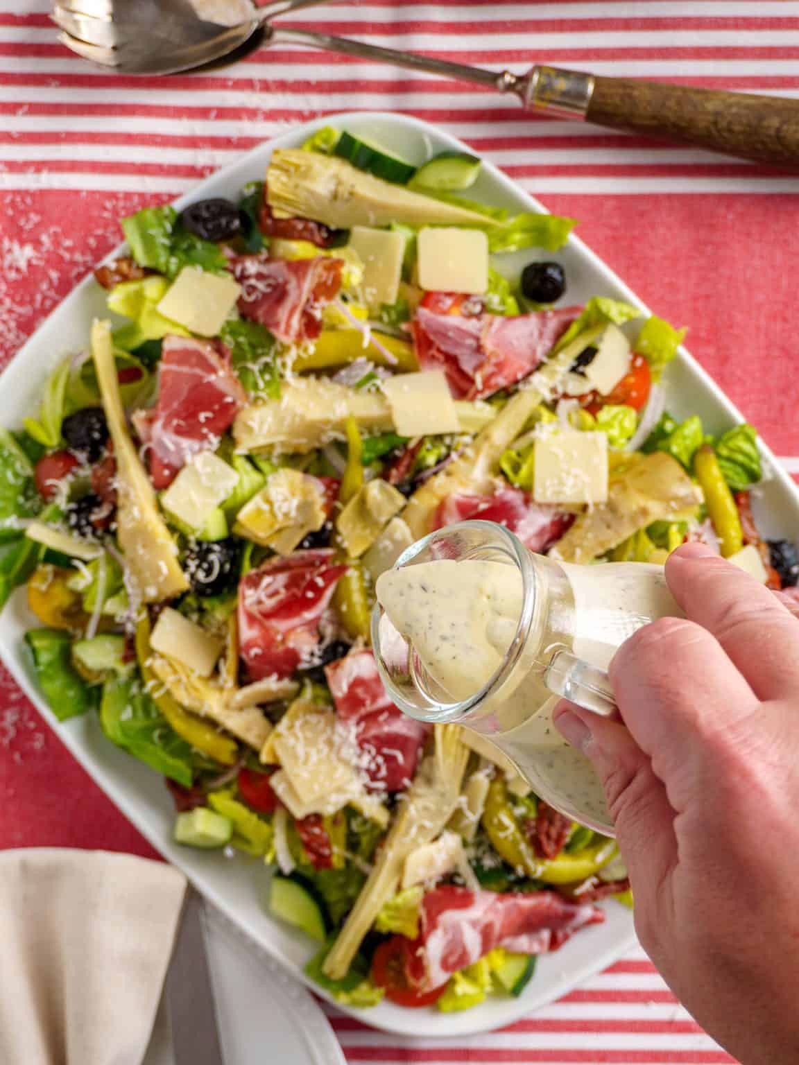 Creamy Italian Dressing Recipe 🥗 - I'd Rather Be A Chef