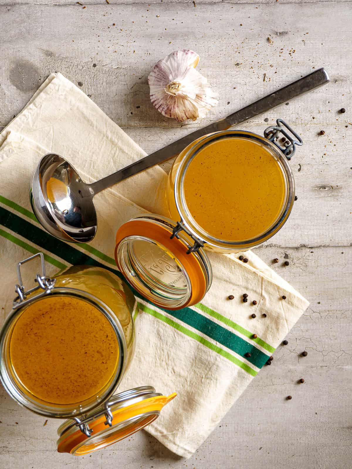 How To Make Chicken Stock From Rotisserie Chicken - I'd Rather Be A Chef