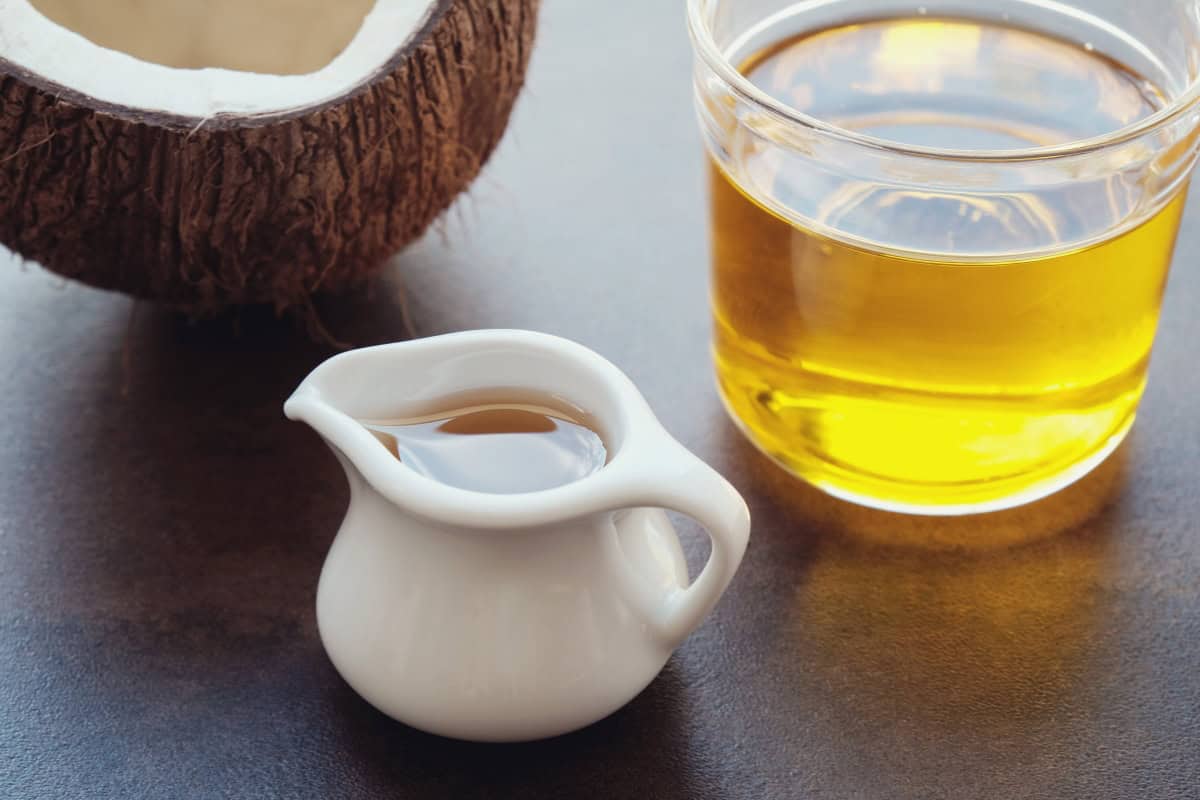 What is MCT Oil? - I'd Rather Be A Chef